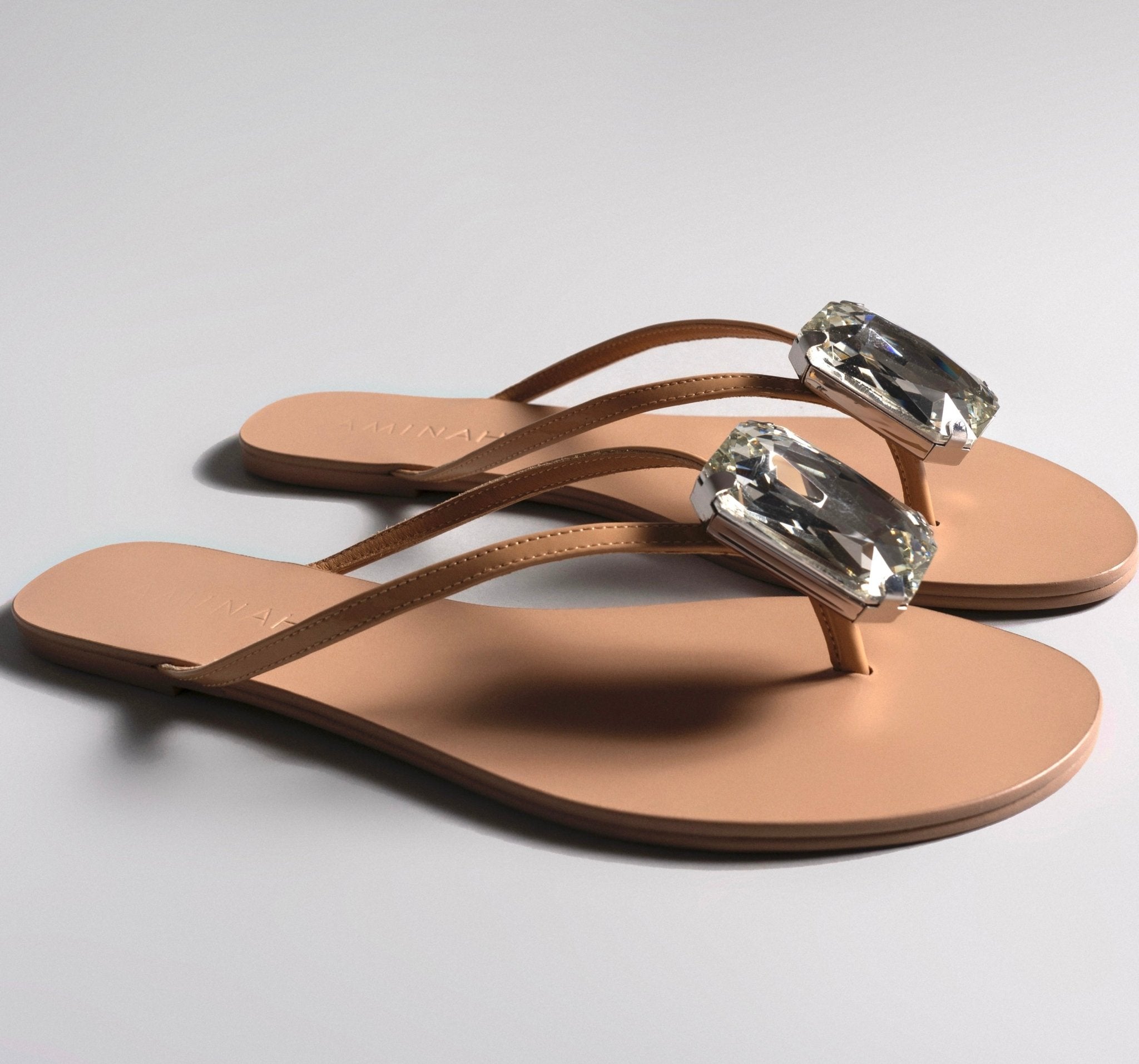 SOLARA FLIP FLOP – AMINAH ABDUL JILLIL