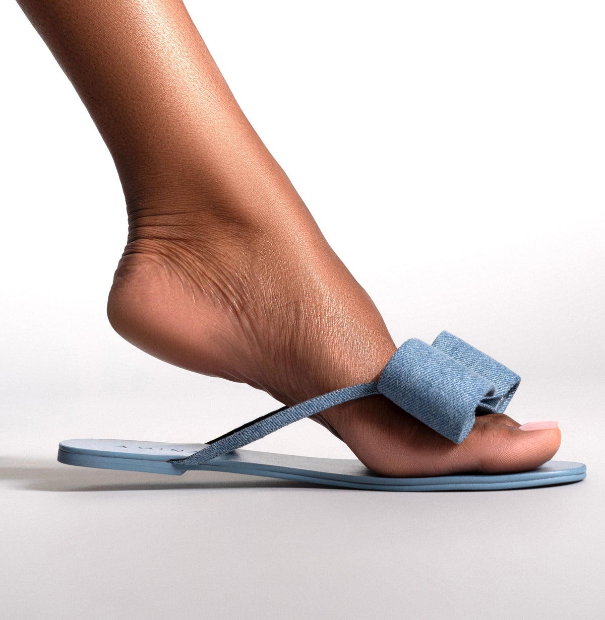 DENIM FLIP FLOP – AMINAH ABDUL JILLIL