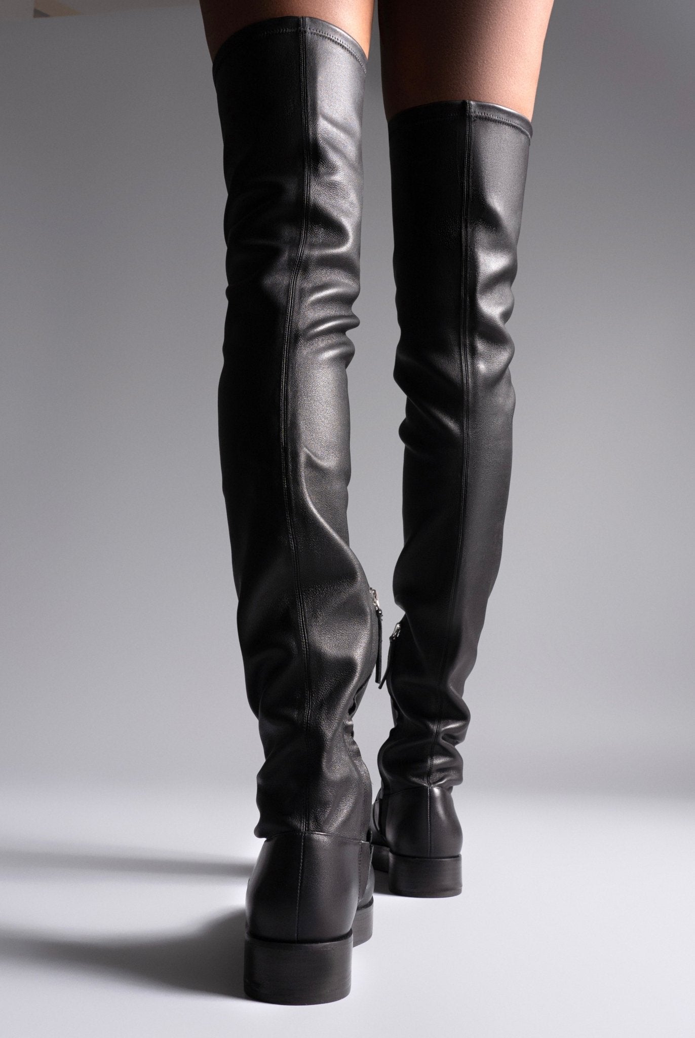 AZIZAH – AMINAH ABDUL JILLIL