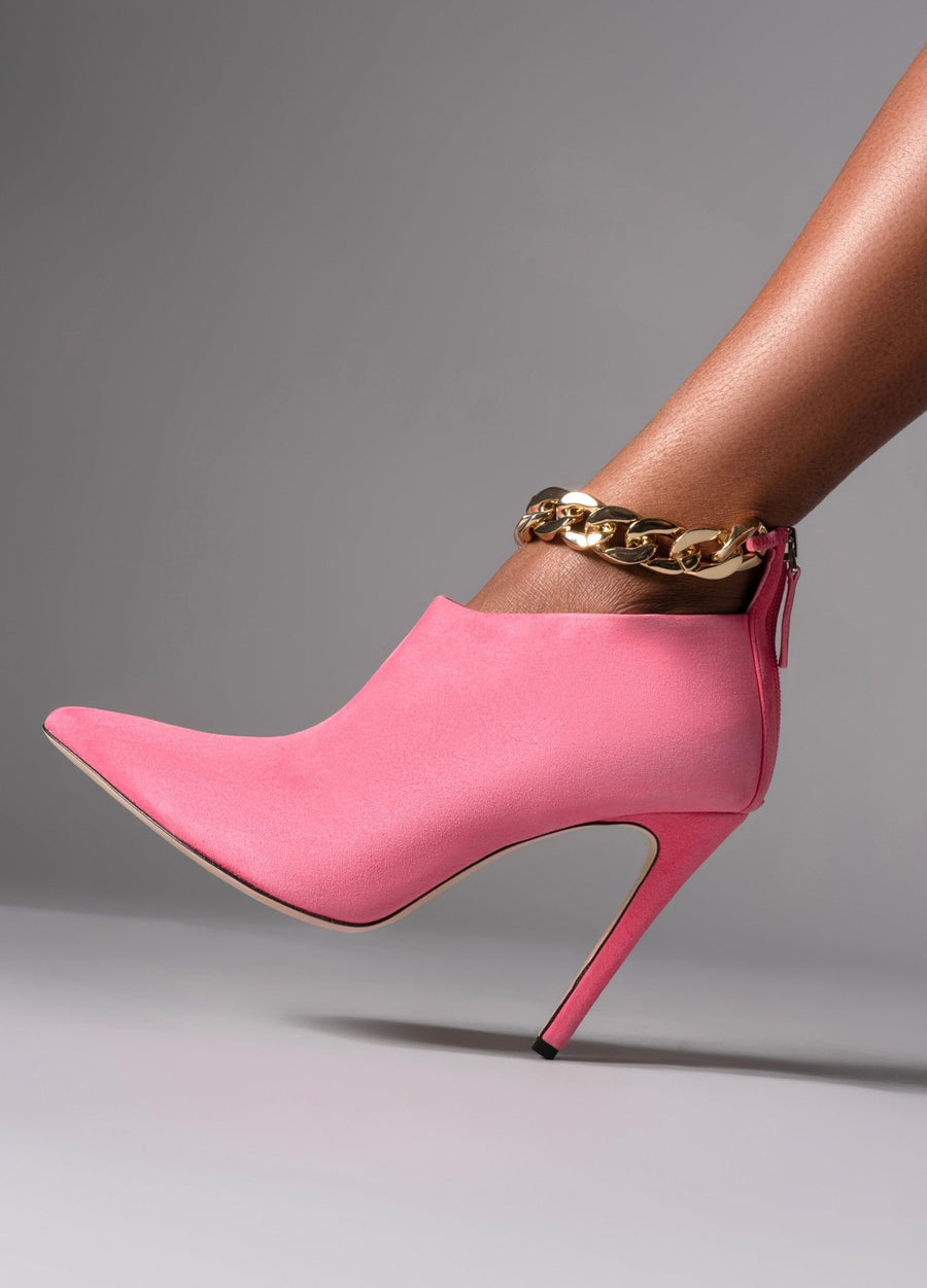 GOLD CHAIN BOOT PINK – AMINAH ABDUL JILLIL